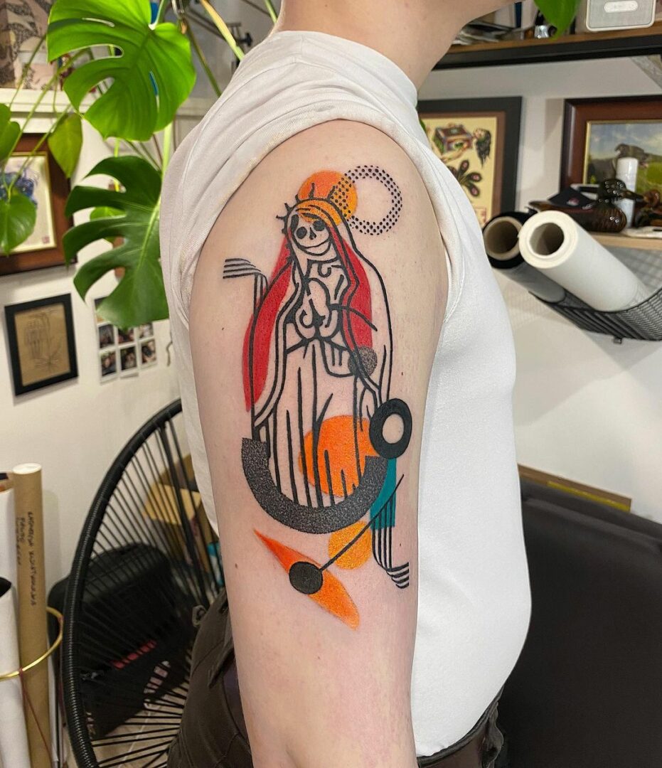 18 Unique Santa Muerte Tattoos That Are To Die For