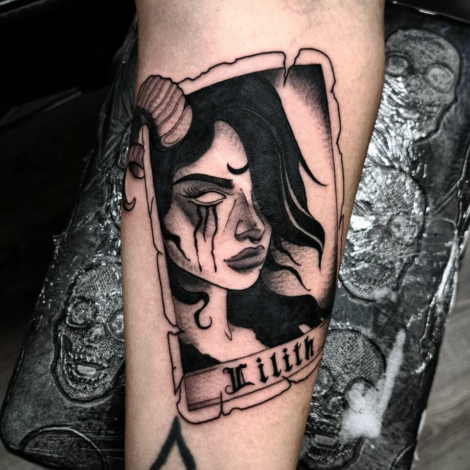 19 Alluring Lilith Tattoo Ideas For Female Empowerment