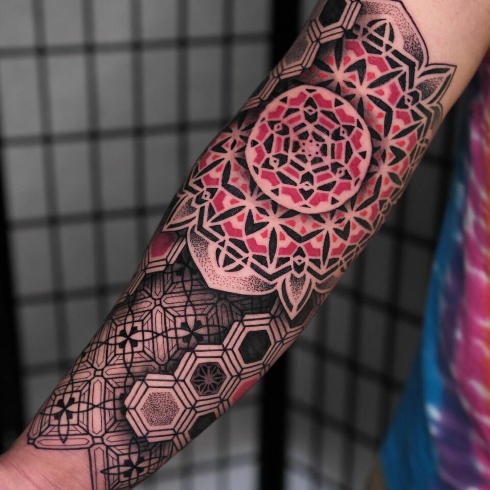 20 Creative Geometric Flower Tattoo Ideas That Will Wow You