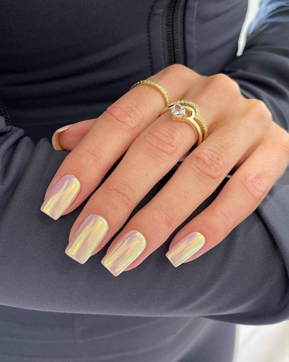 40 Incredible Iridescent Nails To Brighten Your Day