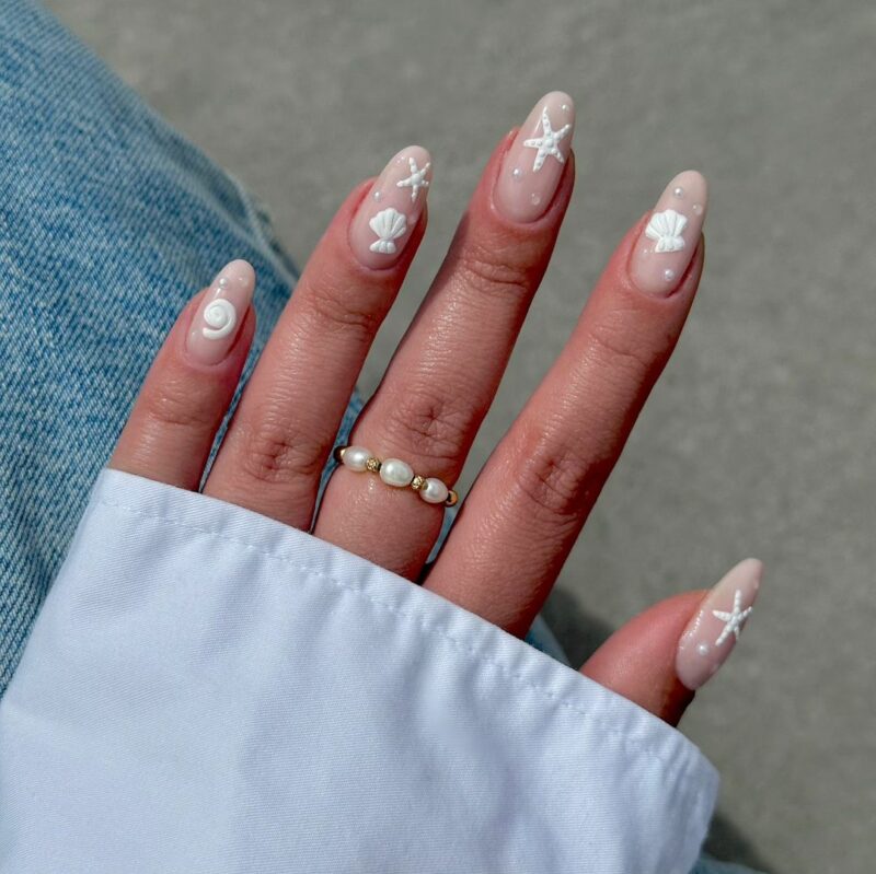 40 Mesmerizing Pearl Nails That Will Get You Out Your Shell