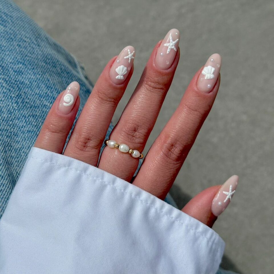 40 Mesmerizing Pearl Nails That Will Get You Out Your Shell
