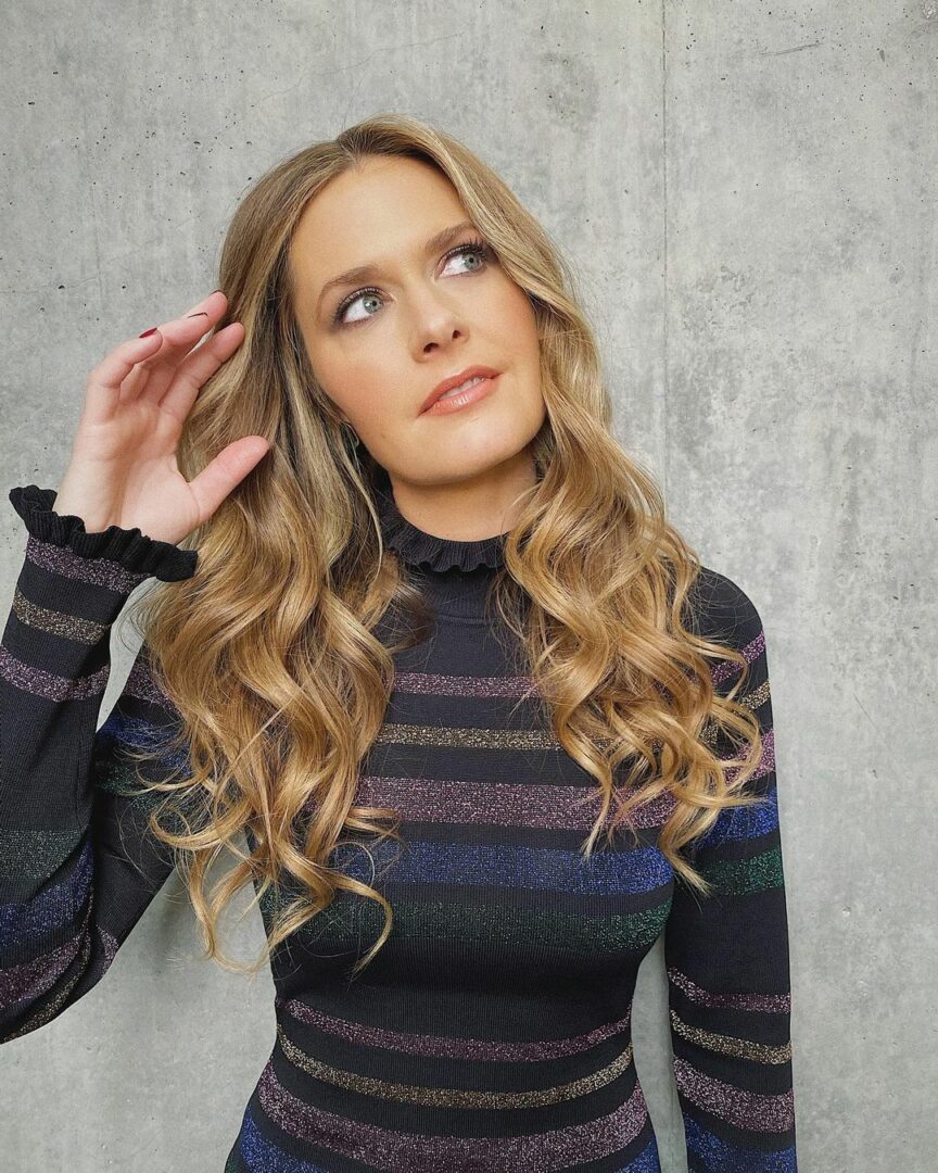 40 Face-Framing Fox Haircut Ideas To Redefine How You Think About Layers