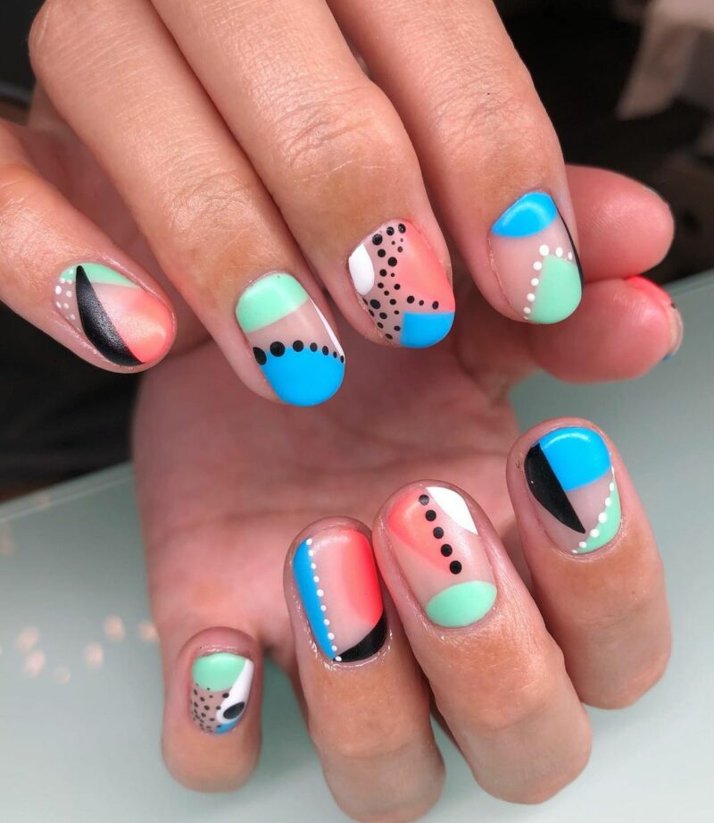34 Amazing Color-Blocking Nails For A Fun Appearance