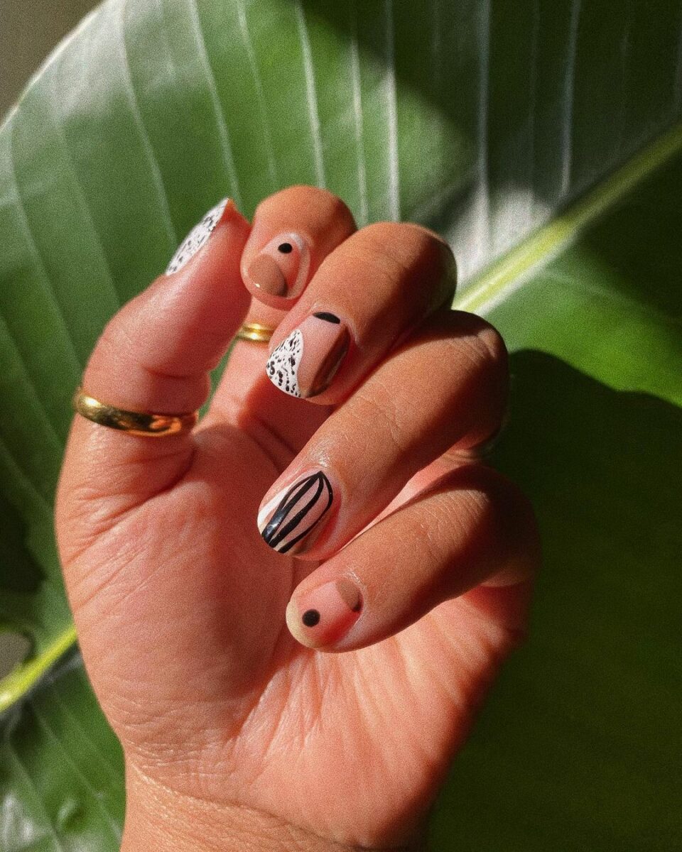 34 Amazing Color-Blocking Nails For A Fun Appearance