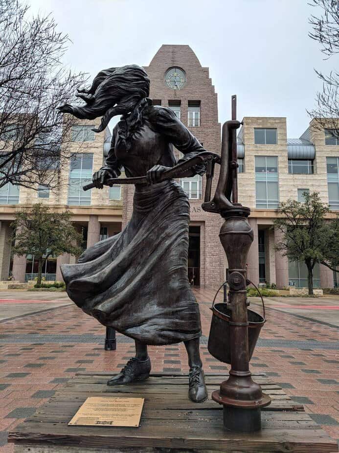 According to Experts, This Texas City Is Attracting the Next Wave of Movers