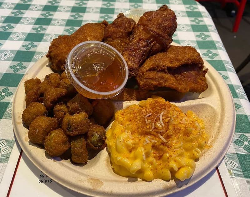 Locals Say These 8 Texas Restaurants Have the Best Fried Chicken