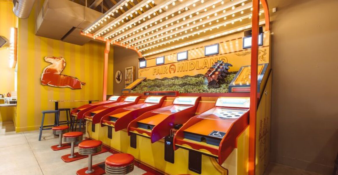 This Adults-Only Restaurant in Texas Is a Dream Come True for Tired Adults